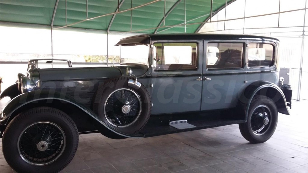 Stutz Vertical Eight Limousine | InterClássico
